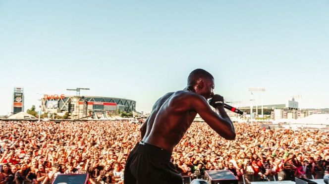 Sheck Wes : Ce rappeur sénégalo-américain de 21 ans signé chez Travis ...