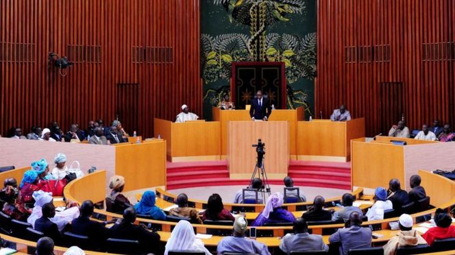 Assemblée nationale : Voici la composition des 17 commissions - Notre ...