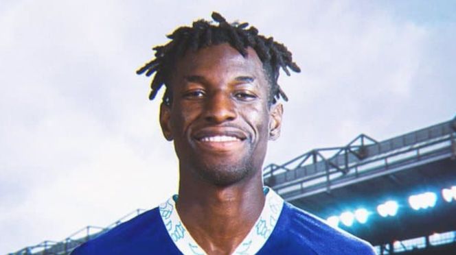 Officiel : L'attaquant sénégalais Nicolas Jackson débarque à Chelsea ...