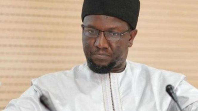 Cheikh Oumar Diagne retire ses fiches : Présidentielles 2024 - Notre ...