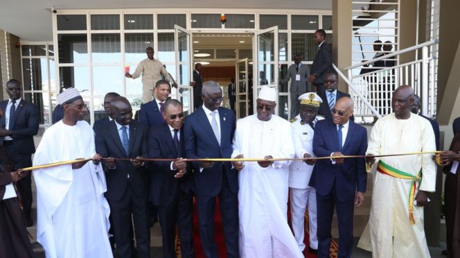 Inauguration d'une nouvelle agence bancaire : Macky Sall s'exprime - Notre Continent